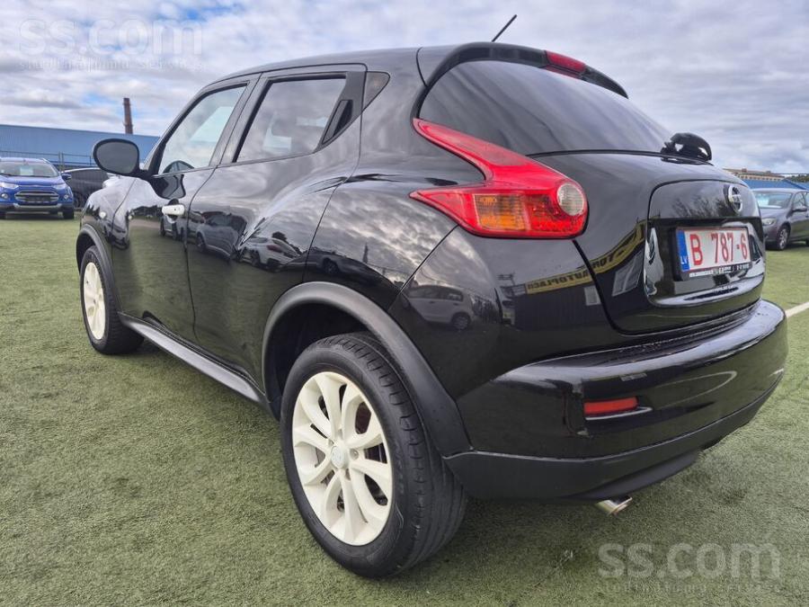 Black Nissan Juke 2012 in Liepaja, with an engine capacity of 1.50 L and mileage of 242 thousand km for 5500 €, photo 8 on AUTOMOTO.COM.LV