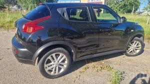 Black Nissan Juke 2012 in Riga, with an engine capacity of 1.50 L and mileage of 296 thousand km for 3250 €, photo 3 on AUTOMOTO.COM.LV