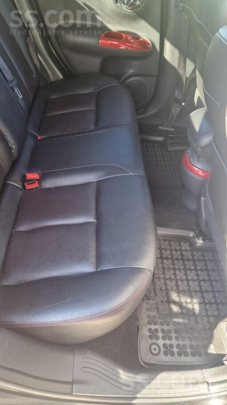 Black Nissan Juke 2012 in Riga, with an engine capacity of 1.50 L and mileage of 296 thousand km for 3250 €, photo 5 on AUTOMOTO.COM.LV