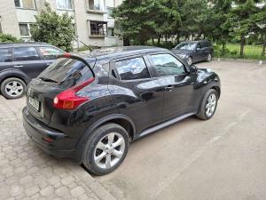 Черный Ниссан Жук 2012 в Каунас, объемом двигателя 1.60 л и пробегом 39 тыс. км за 7800 €, фото 4 на AUTOMOTO.COM.LV