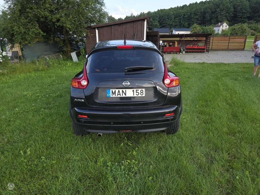 Melns Nissan Juke 2012 Varėna, ar dzinēja tilpumu 1.60 L un nobraukumu 143 tūkst. km par 4300 €, foto 6 vietnē AUTOMOTO.COM.LV