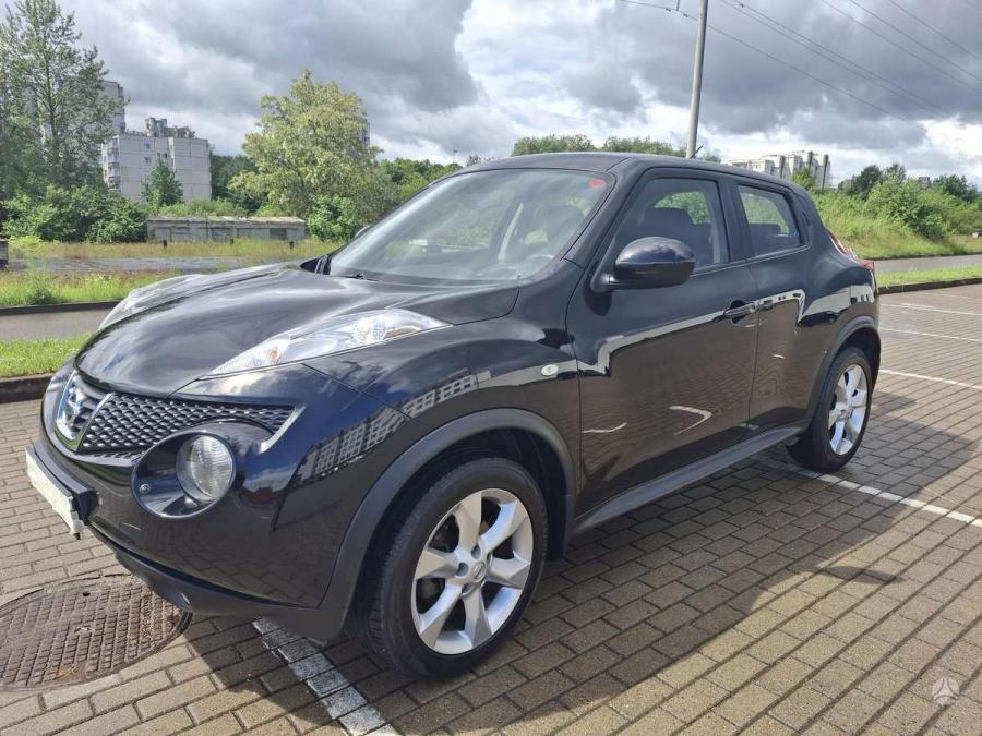 Melns Nissan Juke 2012 Viļņa, ar dzinēja tilpumu 1.46 L un nobraukumu 301 tūkst. km par 3800 €, foto 5 vietnē AUTOMOTO.COM.LV