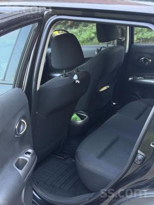 Black Nissan Juke 2012 in Riga, with an engine capacity of 1.50 L and mileage of 254 thousand km for 3380 €, photo 8 on AUTOMOTO.COM.LV