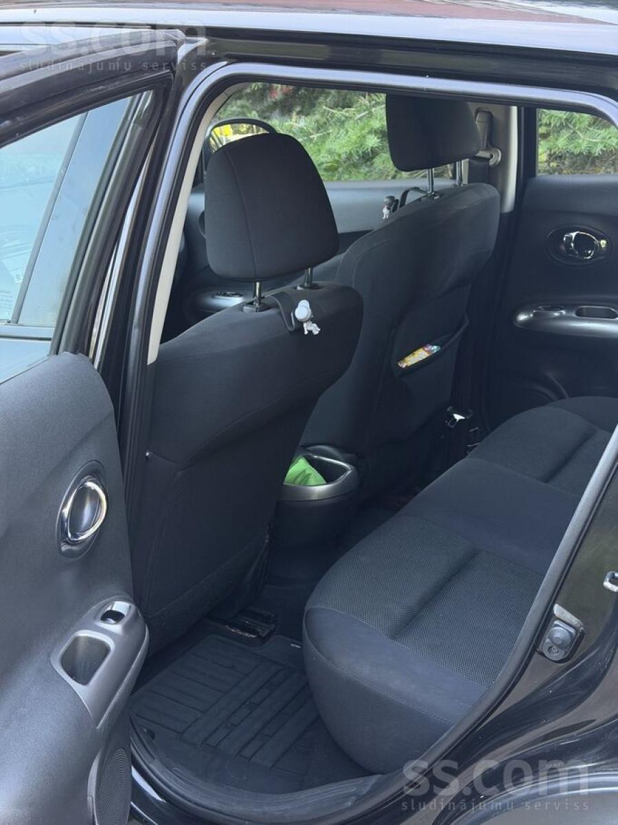 Black Nissan Juke 2012 in Riga, with an engine capacity of 1.50 L and mileage of 254 thousand km for 3380 €, photo 8 on AUTOMOTO.COM.LV