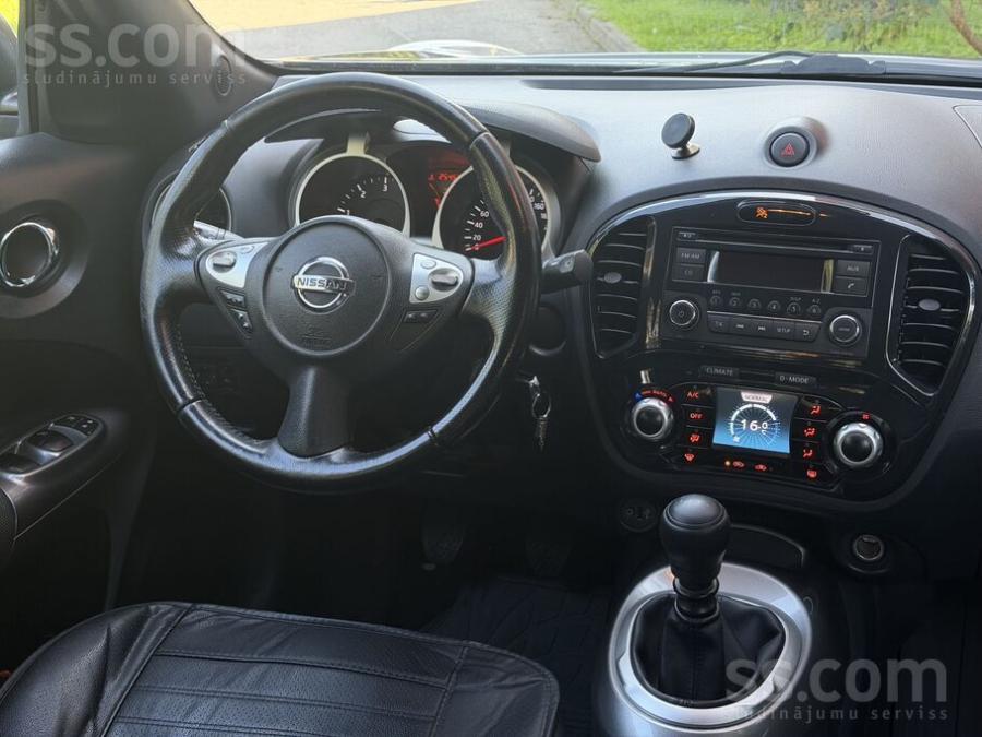 Black Nissan Juke 2012 in Riga, with an engine capacity of 1.50 L and mileage of 254 thousand km for 3380 €, photo 10 on AUTOMOTO.COM.LV