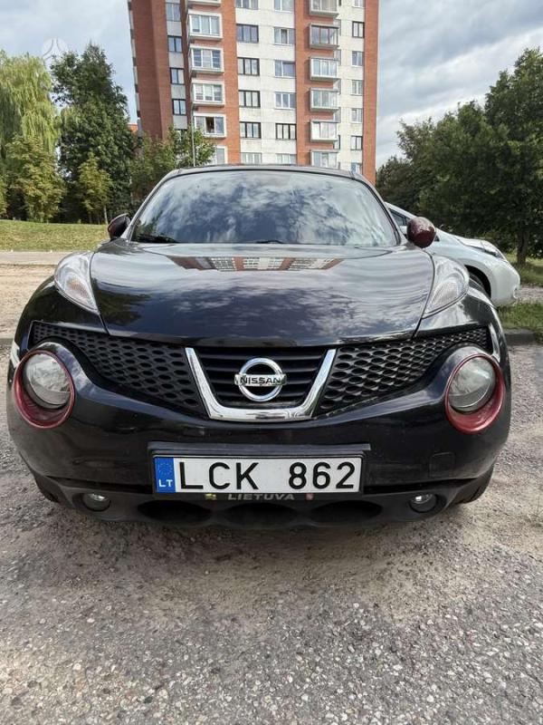 Melns Nissan Juke 2012 Viļņa, ar dzinēja tilpumu 1.60 L un nobraukumu 145 tūkst. km par 3000 €, foto 1 vietnē AUTOMOTO.COM.LV