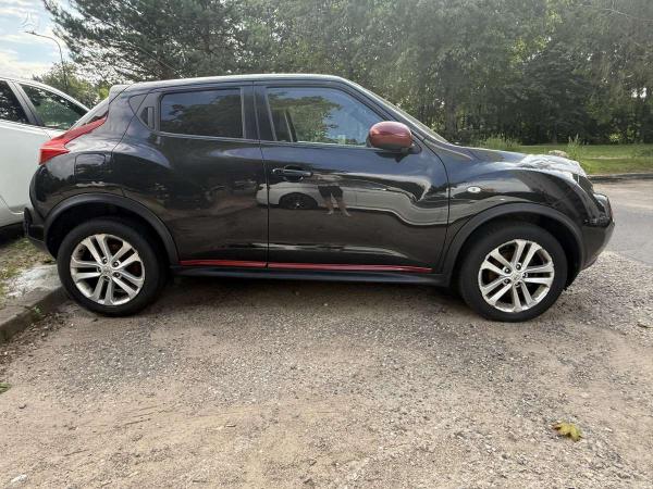 Melns Nissan Juke 2012 Viļņa, ar dzinēja tilpumu 1.60 L un nobraukumu 145 tūkst. km par 3000 €, foto 4 vietnē AUTOMOTO.COM.LV
