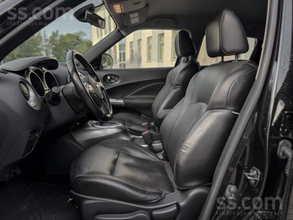 Black Nissan Juke 2012 in Jelgava, with an engine capacity of 1.60 L and mileage of 76 thousand km for 6995 €, photo 10 on AUTOMOTO.COM.LV