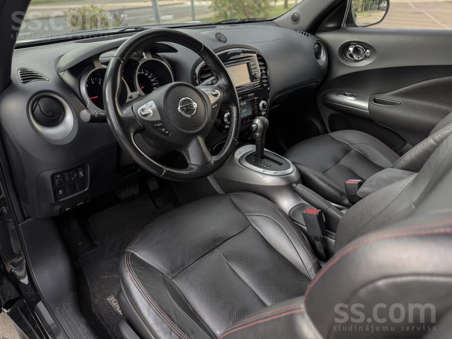 Black Nissan Juke 2012 in Jelgava, with an engine capacity of 1.60 L and mileage of 76 thousand km for 6995 €, photo 11 on AUTOMOTO.COM.LV
