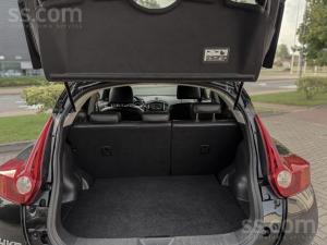 Black Nissan Juke 2012 in Jelgava, with an engine capacity of 1.60 L and mileage of 76 thousand km for 6995 €, photo 15 on AUTOMOTO.COM.LV
