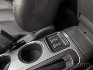 Black Nissan Juke 2012 in Jelgava, with an engine capacity of 1.60 L and mileage of 76 thousand km for 6995 €, photo 19 on AUTOMOTO.COM.LV
