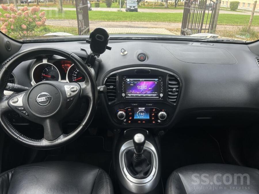 Black Nissan Juke 2012 in Kraslava, with an engine capacity of 1.50 L and mileage of 142 thousand km for 5250 €, photo 8 on AUTOMOTO.COM.LV