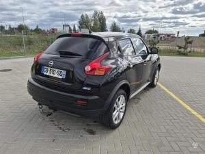 Black Nissan Juke 2012 in Taurage, with an engine capacity of 1.46 L and mileage of 313 thousand km for 3500 €, photo 9 on AUTOMOTO.COM.LV