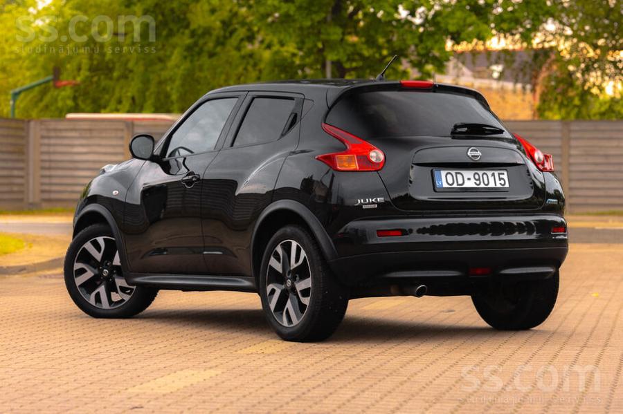Black Nissan Juke 2013 in Jelgava, with an engine capacity of 1.50 L and mileage of 0 thousand km for 5390 €, photo 2 on AUTOMOTO.COM.LV