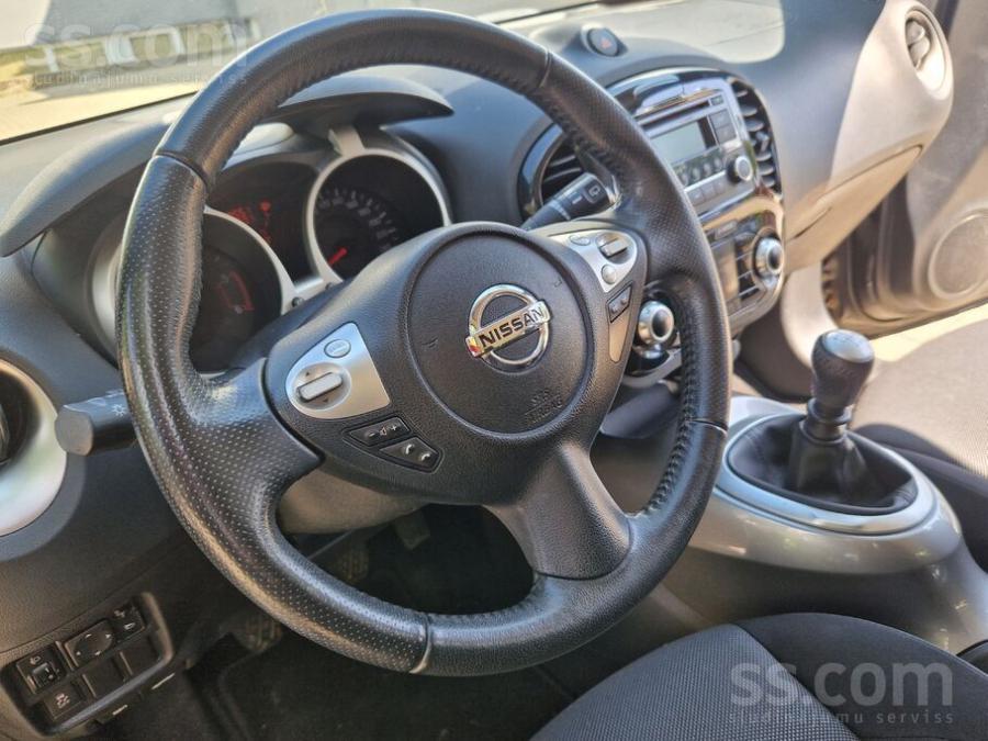 Melns Nissan Juke 2013 Rīga, ar dzinēja tilpumu 1.50 L un nobraukumu 88 tūkst. km par 5390 €, foto 24 vietnē AUTOMOTO.COM.LV