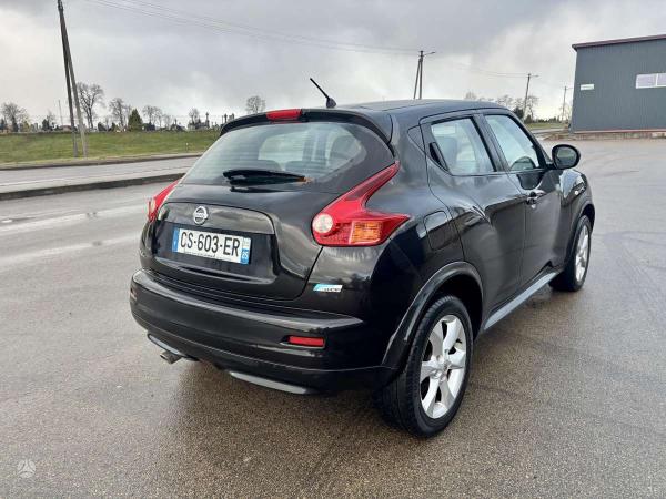 Black Nissan Juke 2013 in Taurage, with an engine capacity of 1.46 L and mileage of 245 thousand km for 3500 €, photo 7 on AUTOMOTO.COM.LV