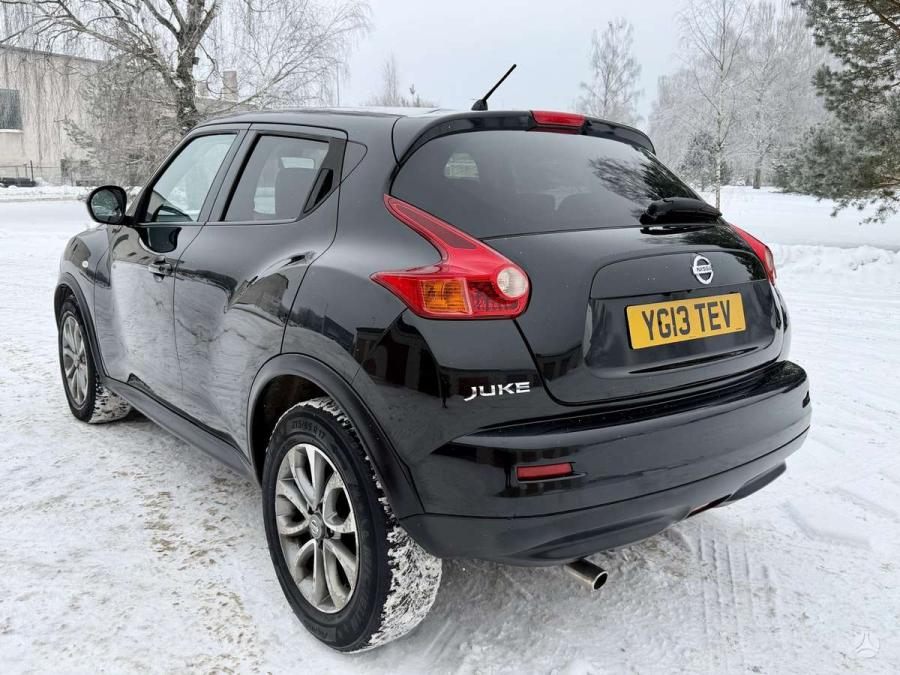 Black Nissan Juke 2013 in Prienai, with an engine capacity of 1.60 L and mileage of 131 thousand km for 1999 €, photo 2 on AUTOMOTO.COM.LV