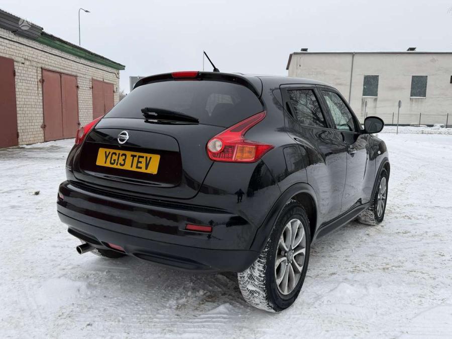 Black Nissan Juke 2013 in Prienai, with an engine capacity of 1.60 L and mileage of 131 thousand km for 1999 €, photo 13 on AUTOMOTO.COM.LV