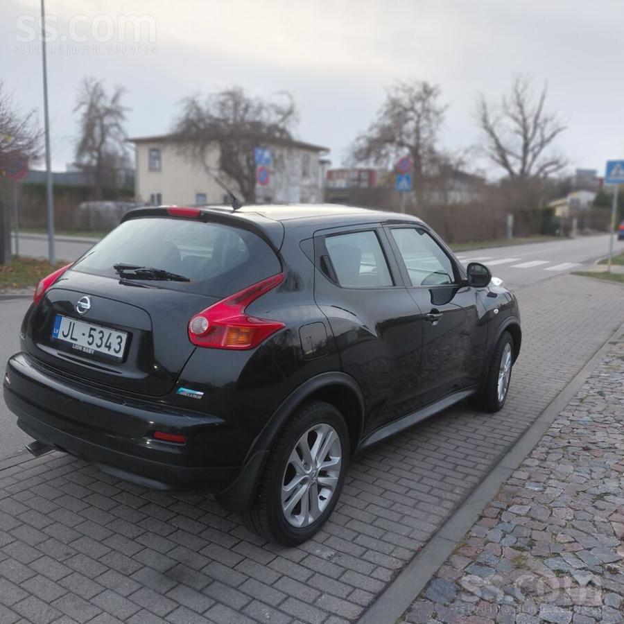 Melns Nissan Juke 2013 Rīga, ar dzinēja tilpumu 1.50 L un nobraukumu 169 tūkst. km par 6500 €, foto 3 vietnē AUTOMOTO.COM.LV