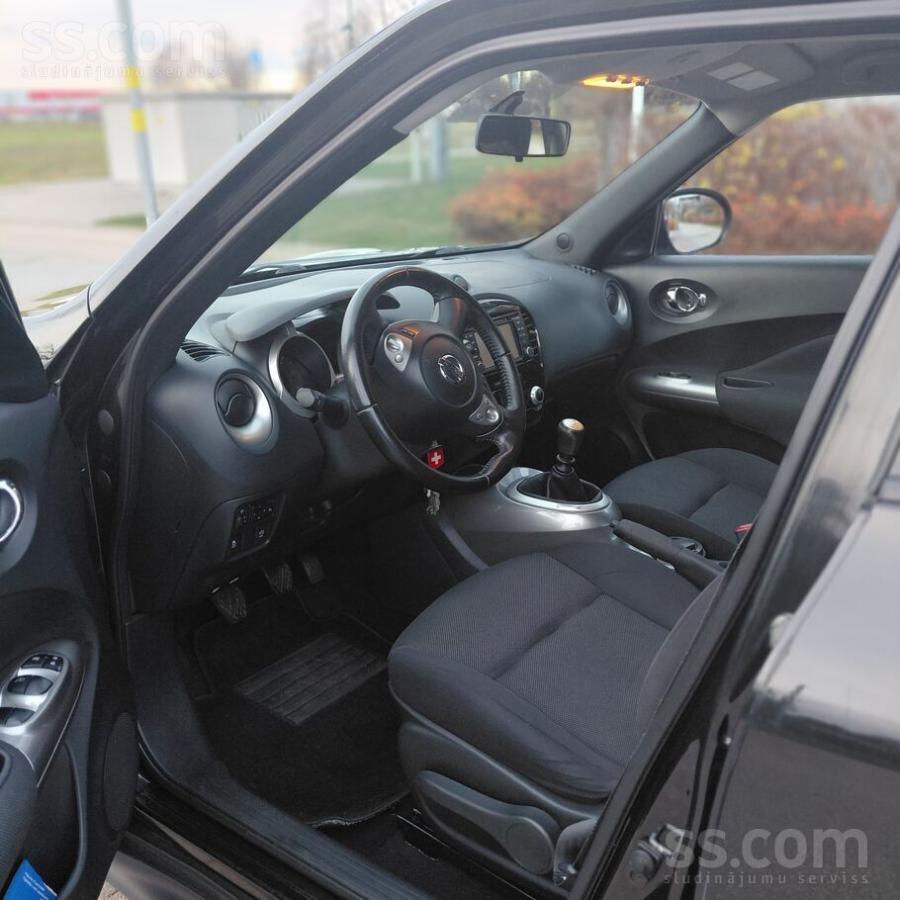 Melns Nissan Juke 2013 Rīga, ar dzinēja tilpumu 1.50 L un nobraukumu 169 tūkst. km par 6500 €, foto 5 vietnē AUTOMOTO.COM.LV