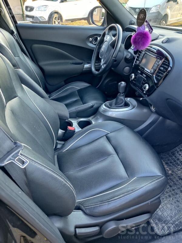 Black Nissan Juke 2013 in Daugavpils, with an engine capacity of 1.50 L and mileage of 144 thousand km for 5650 €, photo 3 on AUTOMOTO.COM.LV
