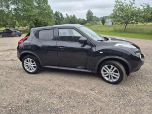 Black Nissan Juke 2013 in Silale, with an engine capacity of 1.46 L and mileage of 260 thousand km for 3750 €, photo 3 on AUTOMOTO.COM.LV
