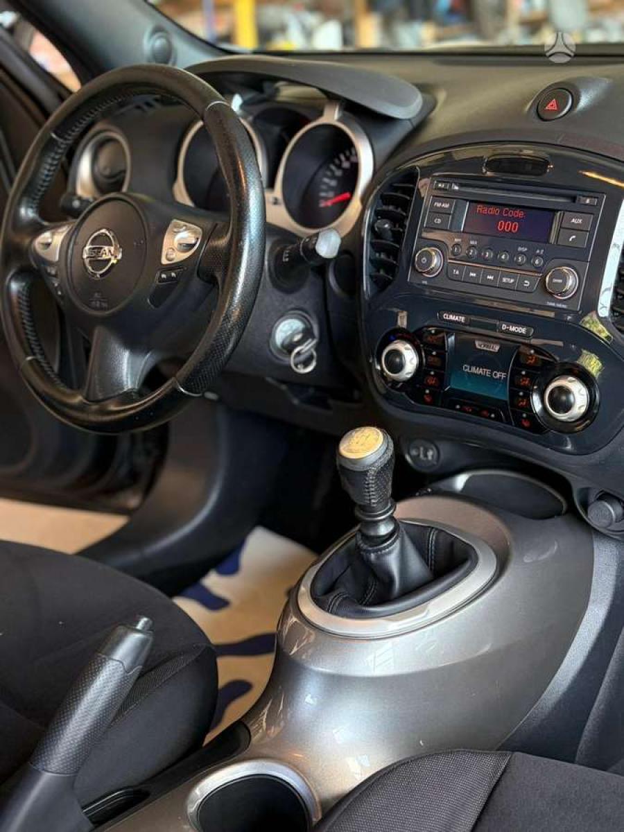 Black Nissan Juke 2013 in Silale, with an engine capacity of 1.46 L and mileage of 260 thousand km for 3750 €, photo 11 on AUTOMOTO.COM.LV