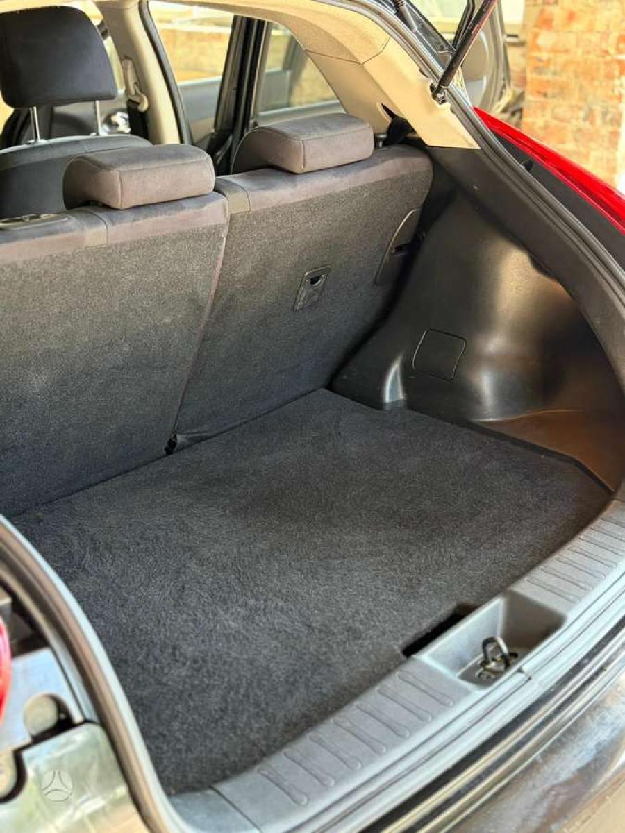 Black Nissan Juke 2013 in Silale, with an engine capacity of 1.46 L and mileage of 260 thousand km for 3750 €, photo 14 on AUTOMOTO.COM.LV