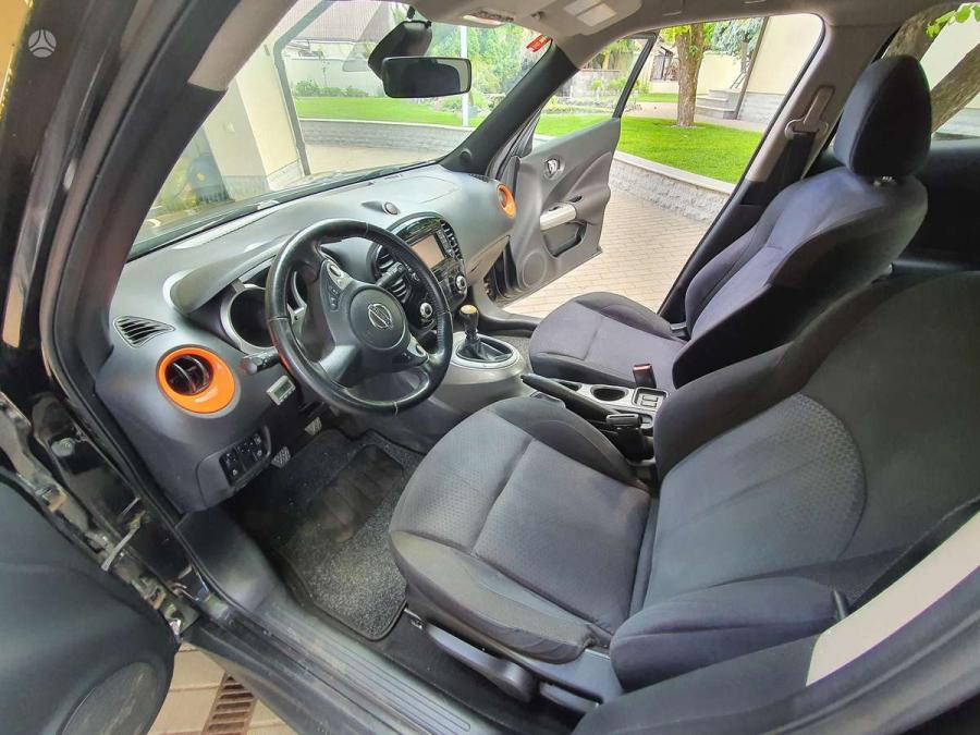 Black Nissan Juke 2013 in Siauliai, with an engine capacity of 1.50 L and mileage of 226 thousand km for 4700 €, photo 10 on AUTOMOTO.COM.LV