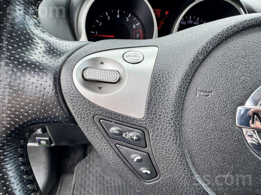 Melns Nissan Juke 2013 Rīga, ar dzinēja tilpumu 1.60 L un nobraukumu 239 tūkst. km par 3500 €, foto 19 vietnē AUTOMOTO.COM.LV