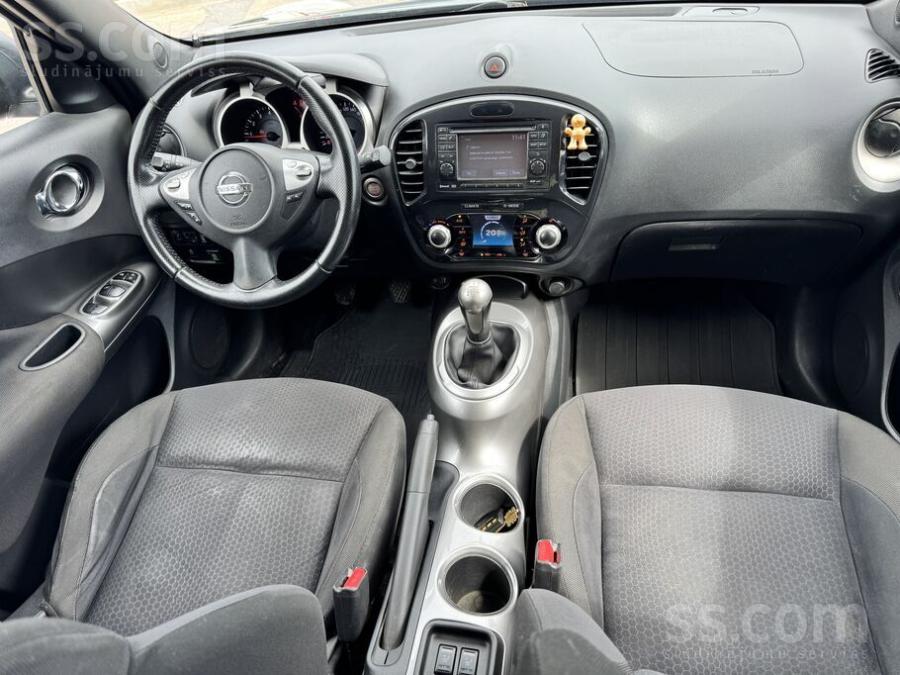 Melns Nissan Juke 2013 Rīga, ar dzinēja tilpumu 1.60 L un nobraukumu 239 tūkst. km par 3500 €, foto 25 vietnē AUTOMOTO.COM.LV