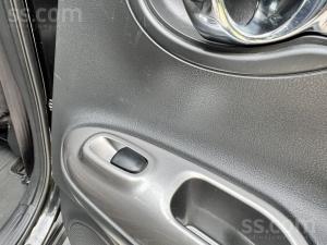 Melns Nissan Juke 2013 Rīga, ar dzinēja tilpumu 1.60 L un nobraukumu 239 tūkst. km par 3500 €, foto 26 vietnē AUTOMOTO.COM.LV