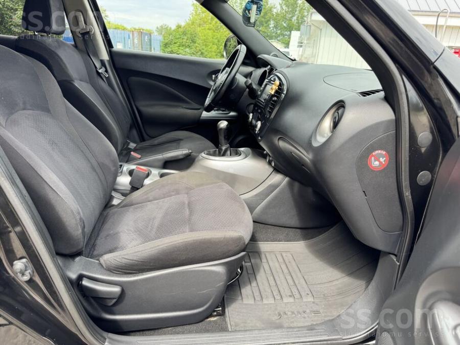 Melns Nissan Juke 2013 Rīga, ar dzinēja tilpumu 1.60 L un nobraukumu 239 tūkst. km par 3500 €, foto 27 vietnē AUTOMOTO.COM.LV