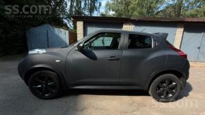 Black Nissan Juke 2013 in Riga, with an engine capacity of 1.60 L and mileage of 158 thousand km for 5200 €, photo  on AUTOMOTO.COM.LV