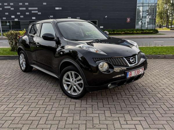 Melns Nissan Juke 2013 Jelgava, ar dzinēja tilpumu 1.62 L un nobraukumu 75 tūkst. km par 6990 €, foto 1 vietnē AUTOMOTO.COM.LV