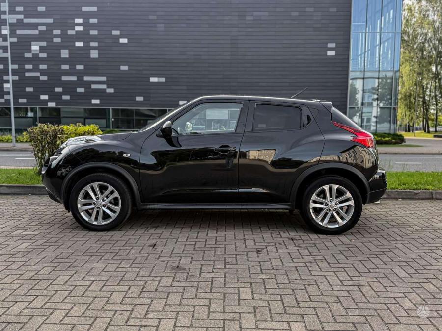 Melns Nissan Juke 2013 Jelgava, ar dzinēja tilpumu 1.62 L un nobraukumu 75 tūkst. km par 6990 €, foto 6 vietnē AUTOMOTO.COM.LV