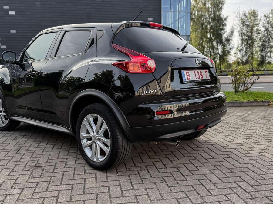 Melns Nissan Juke 2013 Jelgava, ar dzinēja tilpumu 1.62 L un nobraukumu 75 tūkst. km par 6990 €, foto 8 vietnē AUTOMOTO.COM.LV