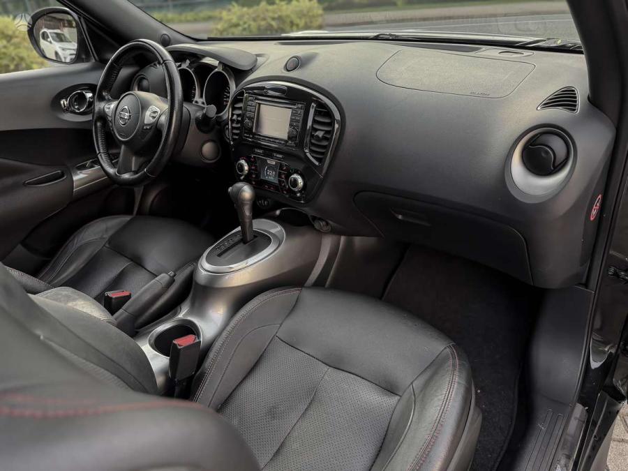 Melns Nissan Juke 2013 Jelgava, ar dzinēja tilpumu 1.62 L un nobraukumu 75 tūkst. km par 6990 €, foto 13 vietnē AUTOMOTO.COM.LV