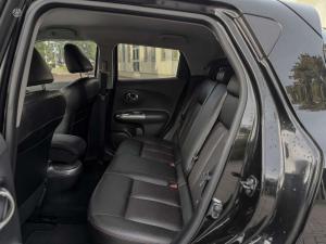 Melns Nissan Juke 2013 Jelgava, ar dzinēja tilpumu 1.62 L un nobraukumu 75 tūkst. km par 6990 €, foto 16 vietnē AUTOMOTO.COM.LV