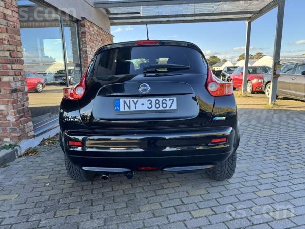 Nissan Juke 2013 Talsi vietnÄ Melns Nissan Juke 2013 Talsi, ar dzinÄja tilpumu 1.50 L un nobraukumu 169 tÅ«kst. km par 4700 ā¬, foto 6 vietnÄ AUTOMOTO.COM.LV