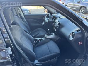 Melns Nissan Juke 2013 Talsi, ar dzinēja tilpumu 1.50 L un nobraukumu 169 tūkst. km par 4700 €, foto 18 vietnē AUTOMOTO.COM.LV