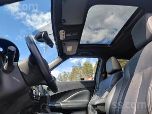 Black Nissan Juke 2014 in Riga, with an engine capacity of 1.20 L and mileage of 187 thousand km for 8000 €, photo 10 on AUTOMOTO.COM.LV