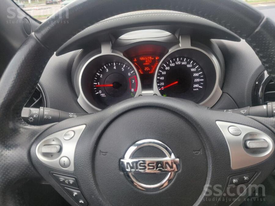 Black Nissan Juke 2014 in Riga, with an engine capacity of 1.20 L and mileage of 187 thousand km for 8000 €, photo 14 on AUTOMOTO.COM.LV