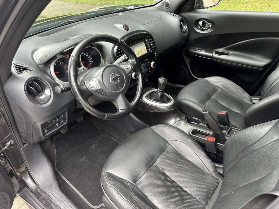 Black Nissan Juke 2014 in Taurage, with an engine capacity of 1.50 L and mileage of 192 thousand km for 6300 €, photo 17 on AUTOMOTO.COM.LV