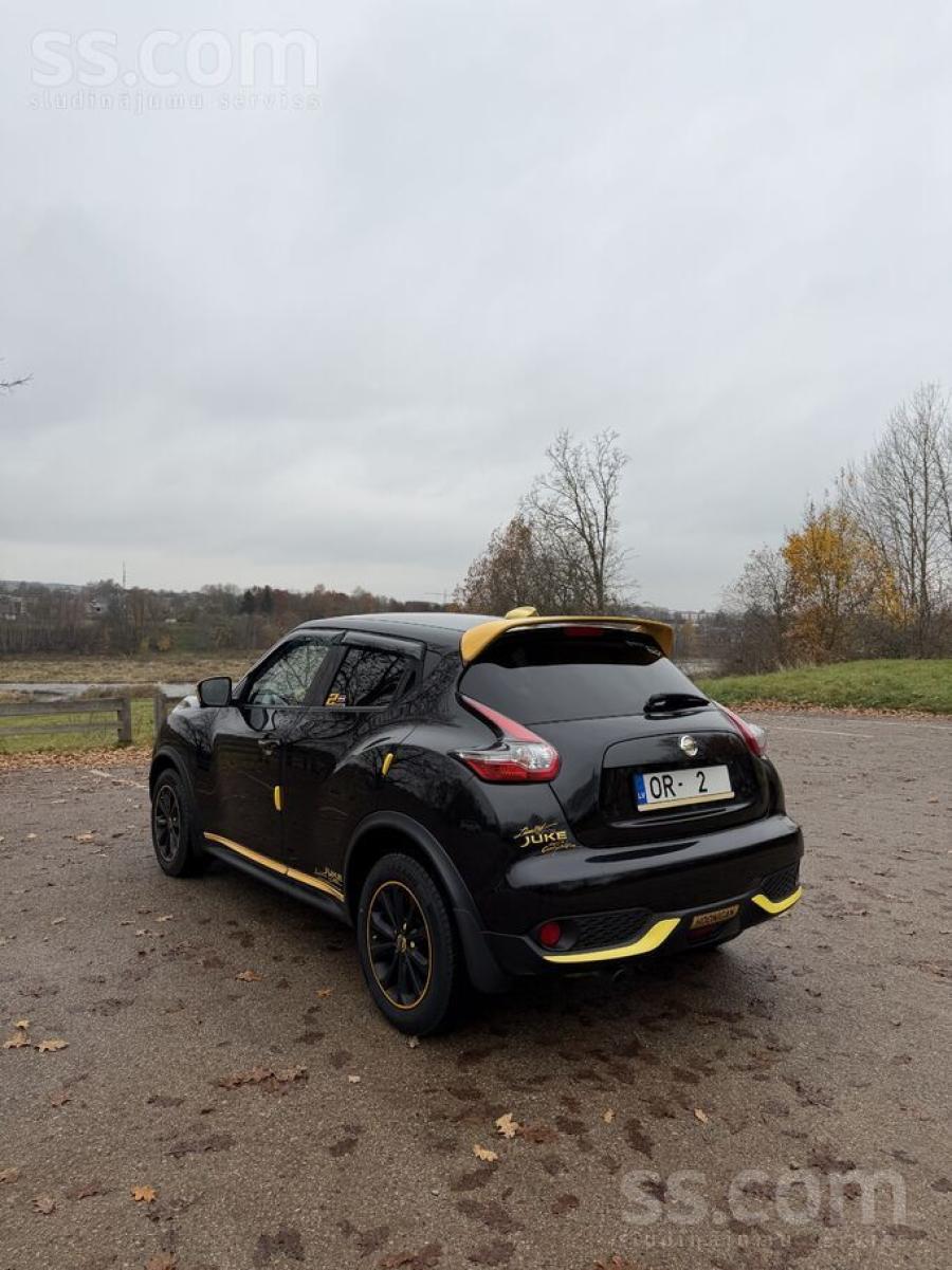Black Nissan Juke 2015 in Kuldiga, with an engine capacity of 1.20 L and mileage of 106 thousand km for 8900 €, photo 5 on AUTOMOTO.COM.LV