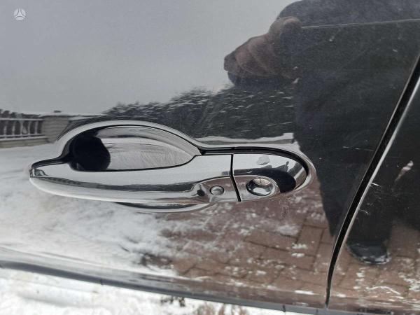 Черный Ниссан Жук 2015 в Каунас, объемом двигателя 1.20 л и пробегом 83 тыс. км за 6400 €, фото 11 на AUTOMOTO.COM.LV