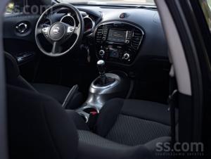 Melns Nissan Juke 2015 Jūrmala, ar dzinēja tilpumu 1.50 L un nobraukumu 247 tūkst. km par 8990 €, foto 16 vietnē AUTOMOTO.COM.LV