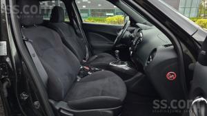 Melns Nissan Juke 2015 Jelgava, ar dzinēja tilpumu 1.20 L un nobraukumu 0 tūkst. km par 6990 €, foto 14 vietnē AUTOMOTO.COM.LV