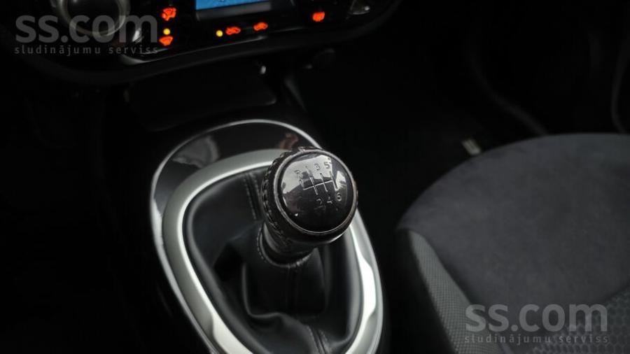 Melns Nissan Juke 2015 Jelgava, ar dzinēja tilpumu 1.20 L un nobraukumu 0 tūkst. km par 6990 €, foto 19 vietnē AUTOMOTO.COM.LV
