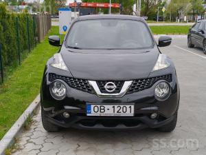 Черный Ниссан Жук 2015 в Рига, объемом двигателя 1.60 л и пробегом 76 тыс. км за 7590 €, фото 7 на AUTOMOTO.COM.LV